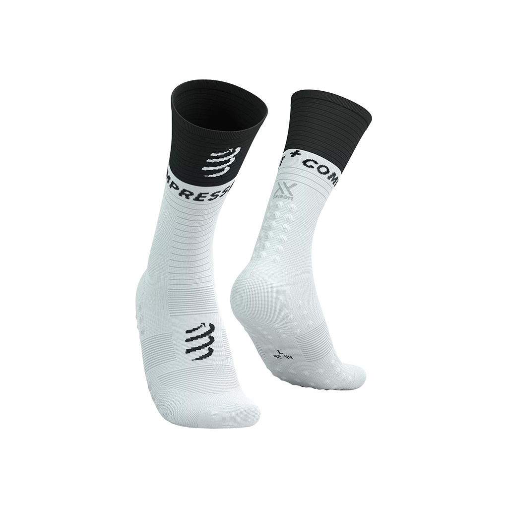 Compressport Mid Compression Socks V2.0 WHITE/BLACK | Lepape
